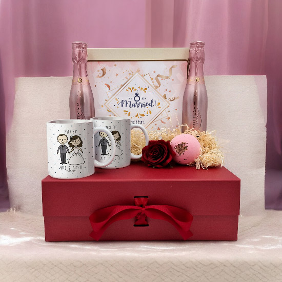 Sweethearts Surprise Wedding Hamper | Wedding Hamper